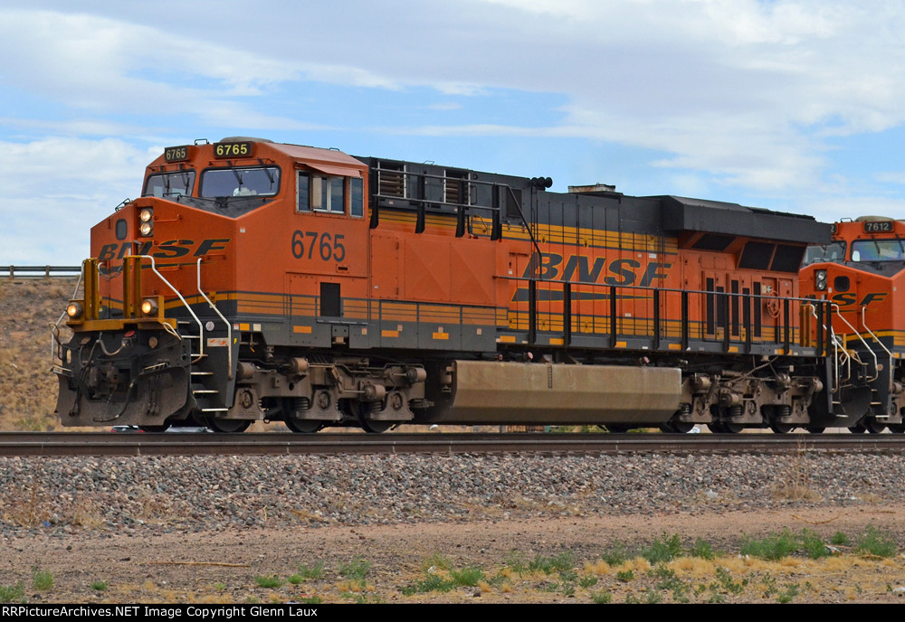 BNSF 6765